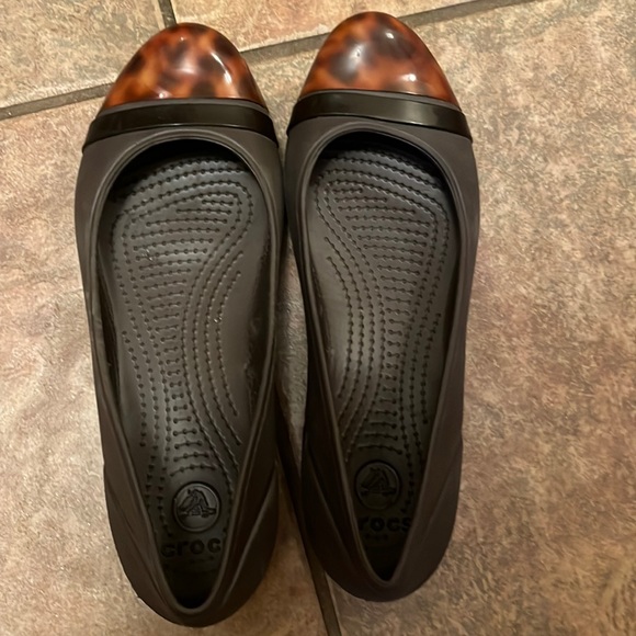 CROCS | Shoes | Crocs Shoes Womens 7 Tortoise Shell Cap Toe Ballet ...